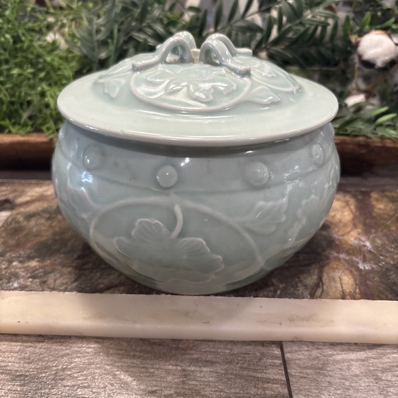 Art | Mizusashi Water Jug Ryusen Kiln Celadon Kinuta Peony | Poshmark